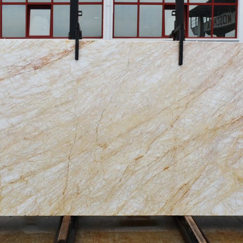 GOLDEN SPIDER - Mineral Expertise