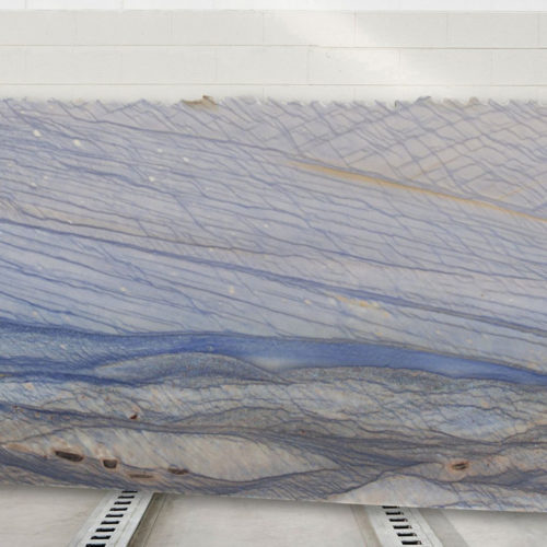 AZUL MACAUBAS - Mineral Expertise