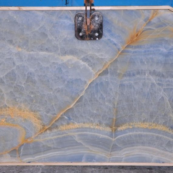 BLUE ONYX - Mineral Expertise