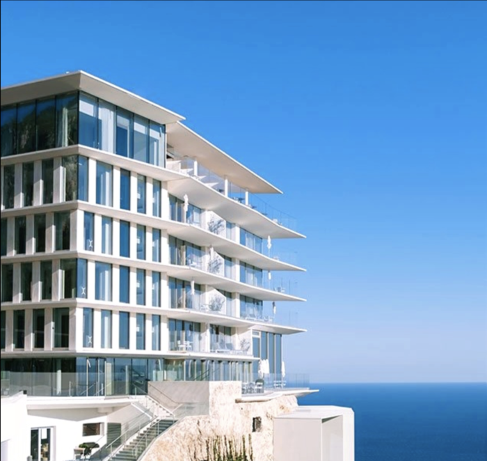 THE MAYBOURNE RIVIERA HOTEL - Mineral Expertise