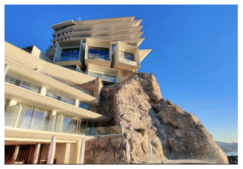 THE MAYBOURNE RIVIERA HOTEL - Mineral Expertise