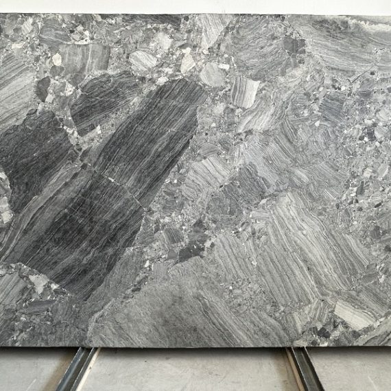 BRECCIA ROMANA - Mineral Expertise